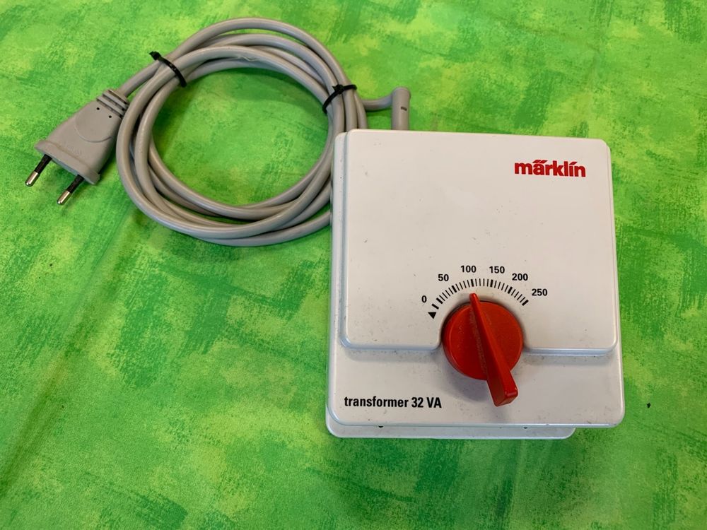 Modeleisenbahn-Trafo von Märklin 32VA | Kaufen auf Ricardo