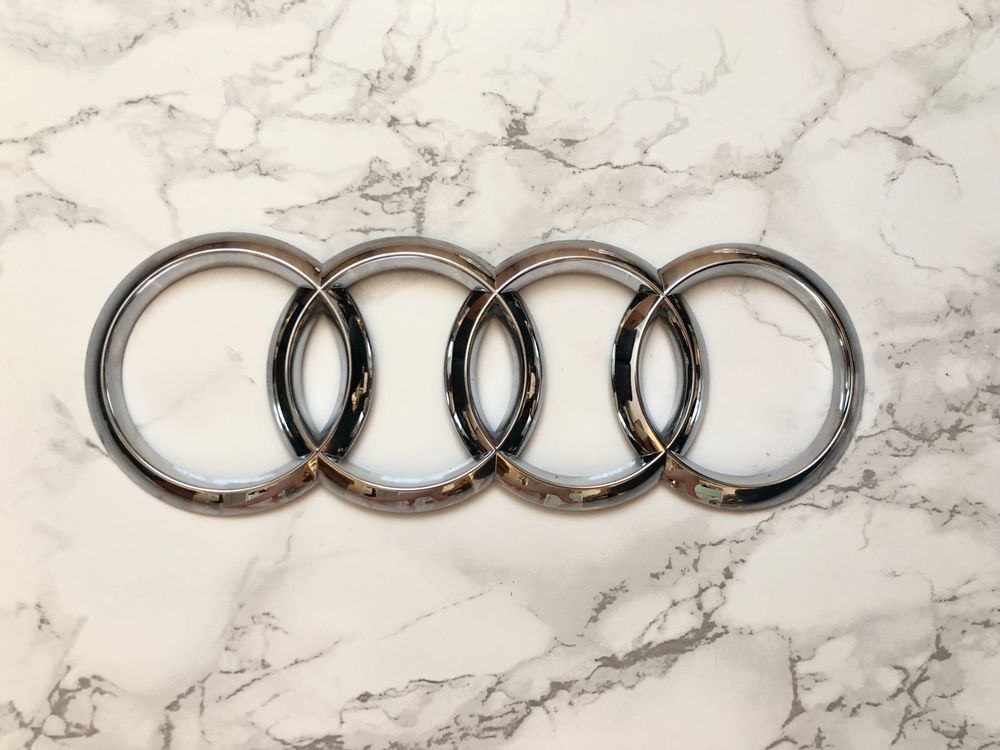 Original Audi Logo (Front und Heck) Chrome + RS3 Emblem (Gebraucht) in ...