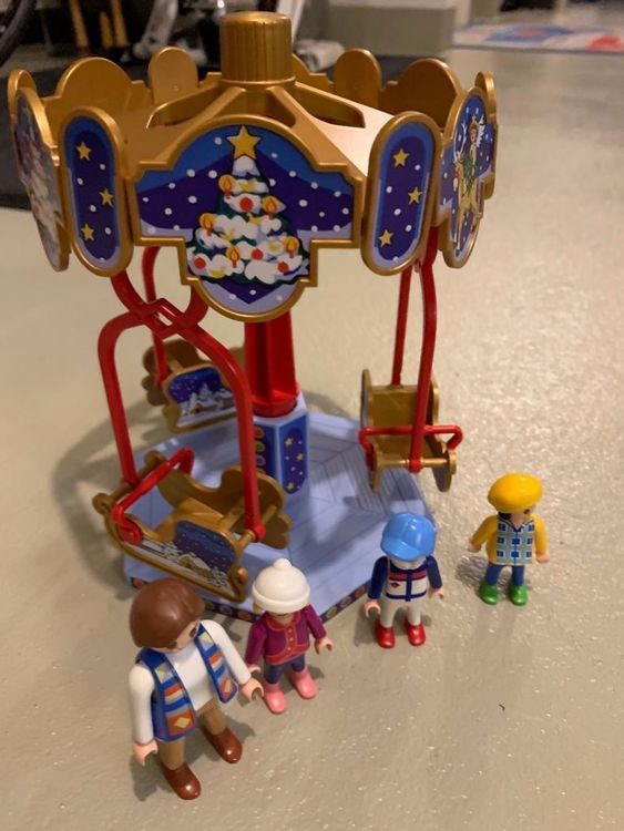 Playmobil 4888 Karussell Weihnachten (Neu (gemäss Beschreibung)) in ...