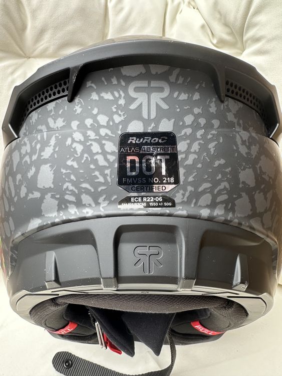 Ruroc Helm Atlas 4.0 Toxin inkl. neuem Visier (Gebraucht) in Luzern für ...