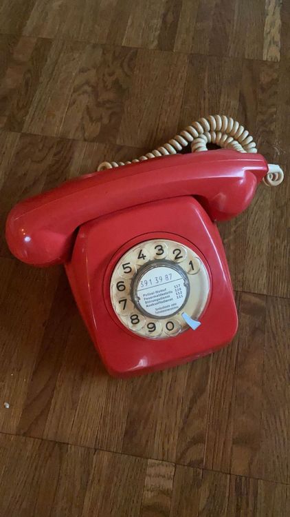 Vintage Rotes Telefon PT (Gebraucht) in Solothurn für CHF 45 – nur ...