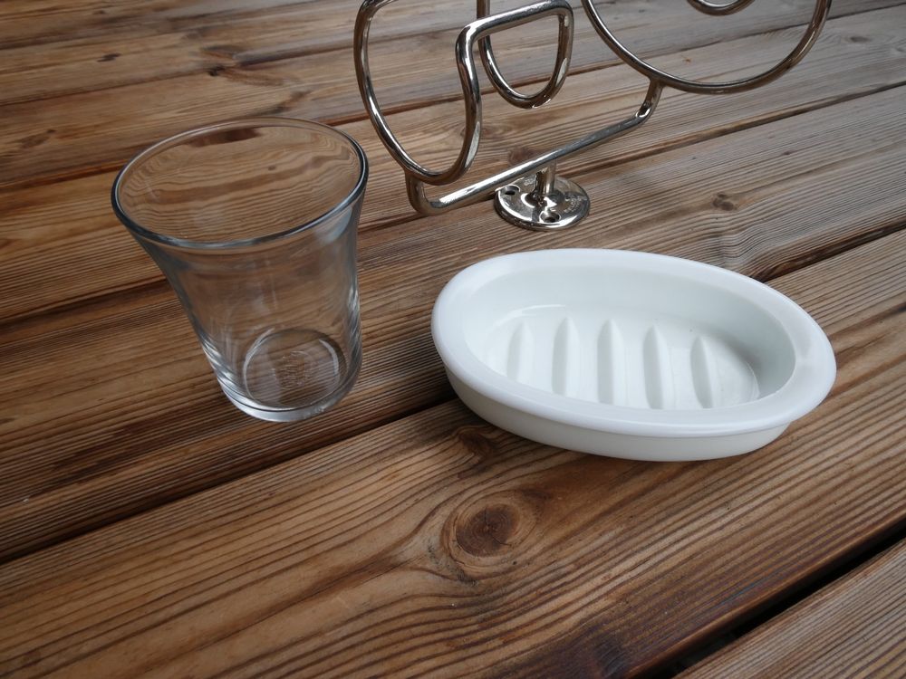 antiker BELCO Kombi Seifenschalen und Zahnglashalter (Gebraucht) in ...