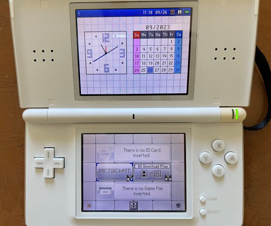 Nintendo DS Lite Weiss komplett inkl. n5 | Kaufen auf Ricardo