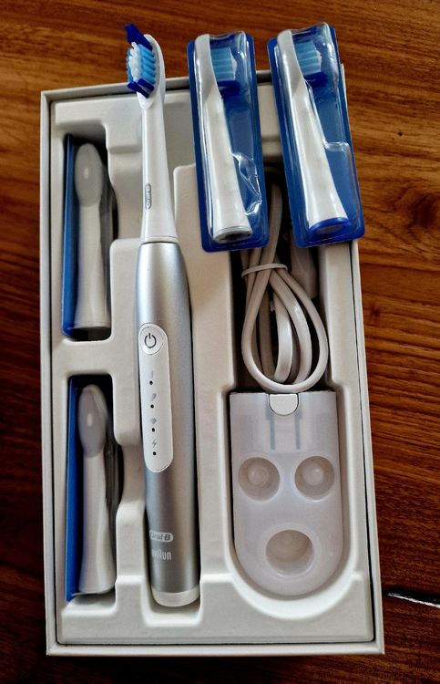 Oral-B Pulsonic Slim Luxe 4000 mit 4 neuen Bürsten ab 1Fr. (Gebraucht ...