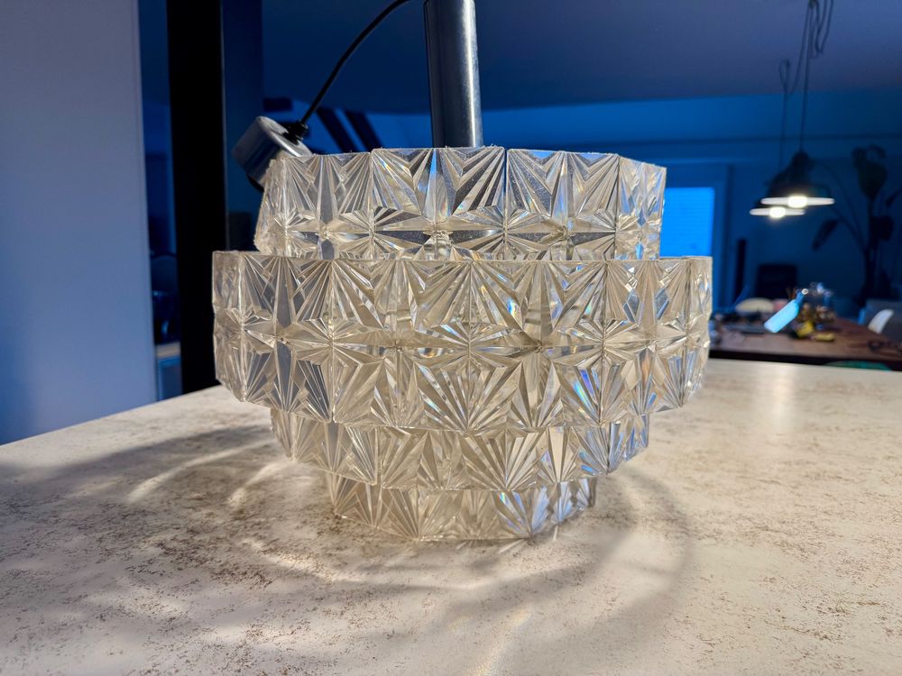 Ikonische Vintage-Pendelleuchte – 60er/70er Space-Age Design (Gebraucht ...