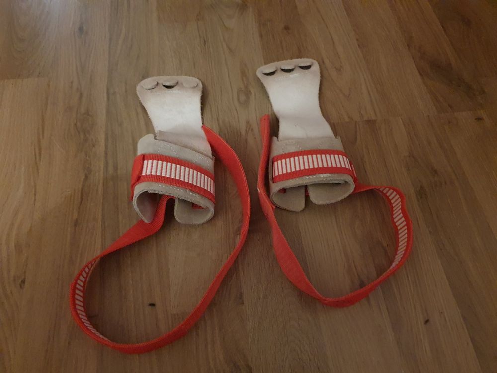 Ringleder / Reckleder von Reisport, 3 Loch | Kaufen auf Ricardo