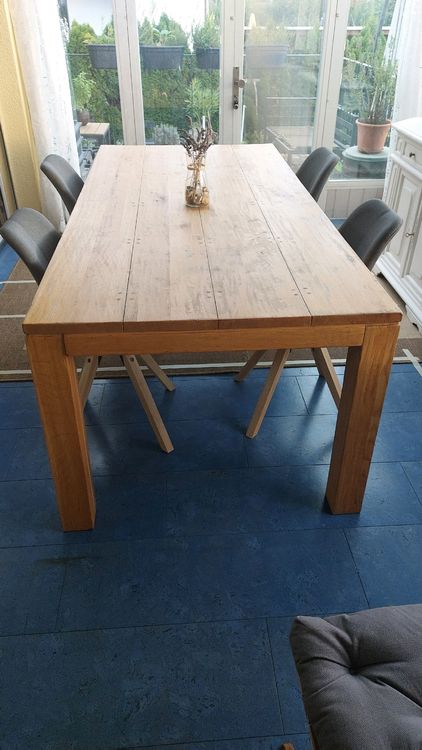 Massiver Holztisch Esstisch Eiche rustikal (Gebraucht) in Geuensee für CHF 300 – nur Abholung ...
