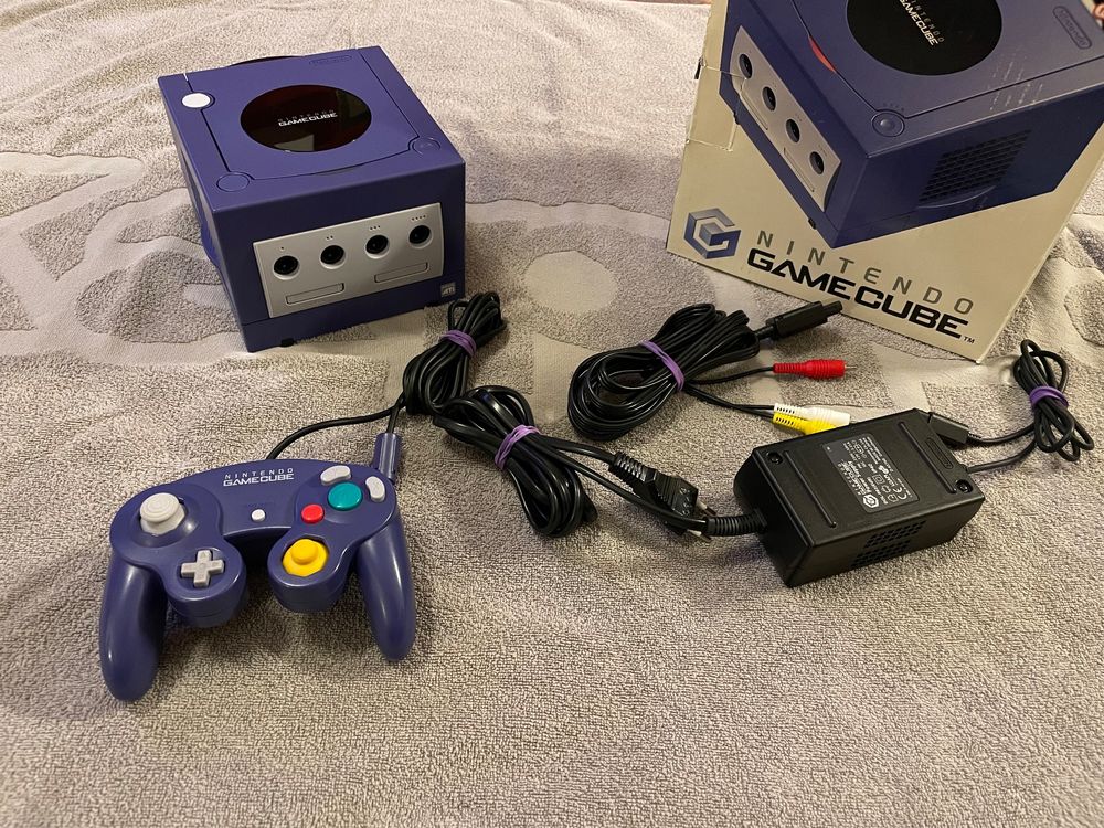Nintendo Gamecube Konsole Lila mit Controller und OVP | Kaufen auf Ricardo