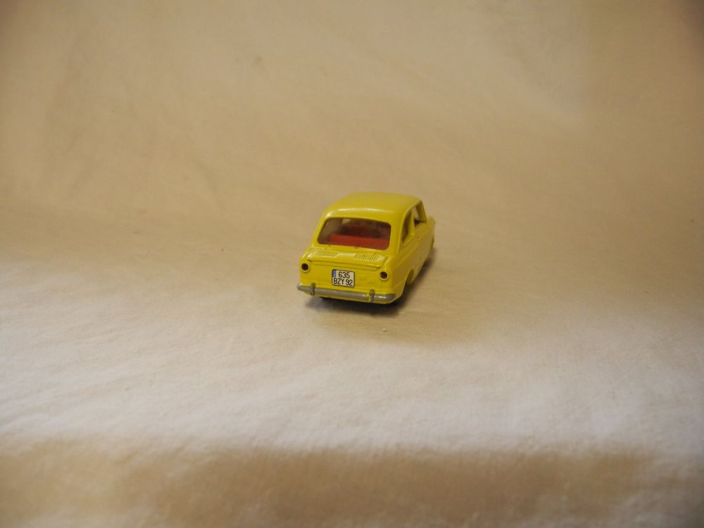 DINKY TOYS NR. 509 FIAT 850 RESTAURIERT (Gebraucht) in Gurtnellen für ...