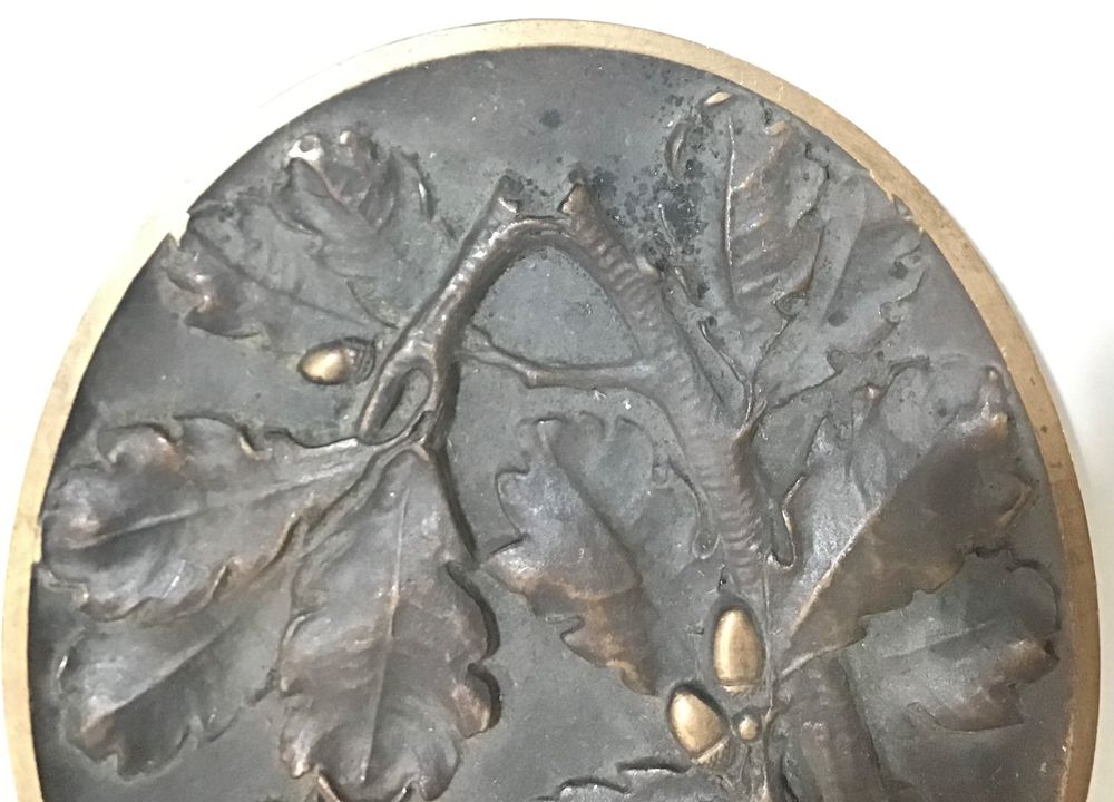 Bronze Skulptur mit Nuss Limitiert Monogrammiert (Gebraucht) in Root für CHF 30 – mit Lieferung ...