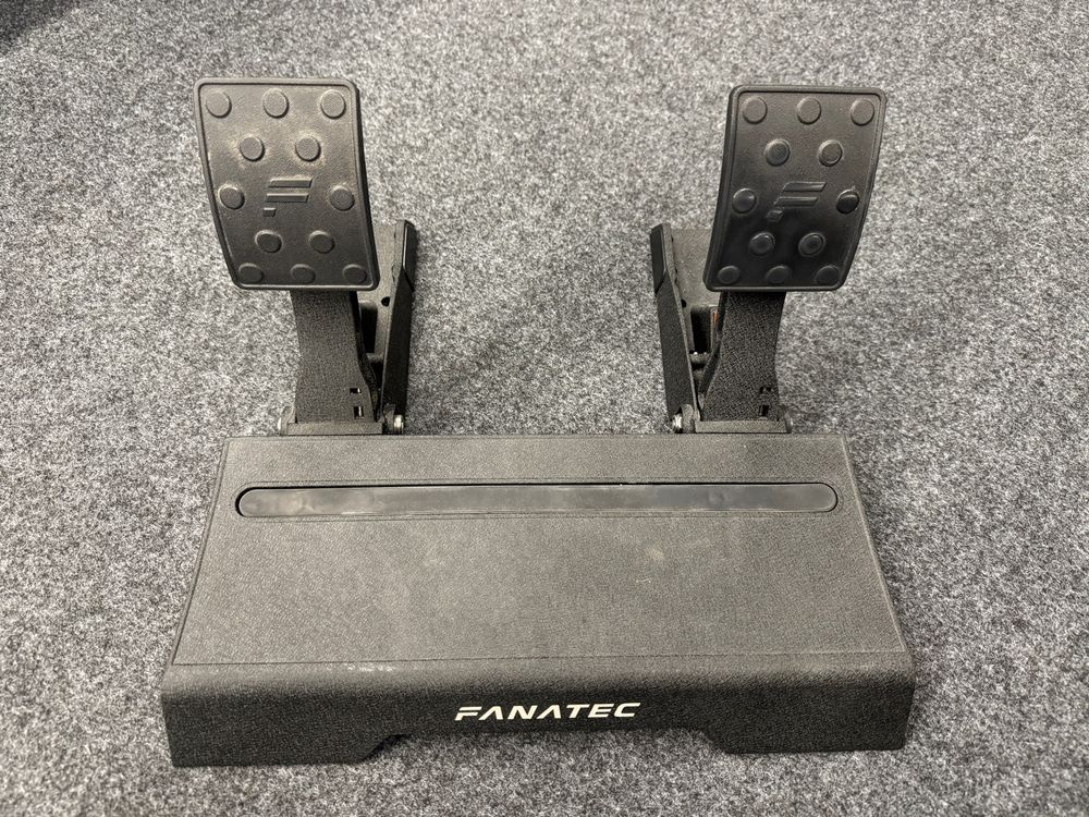 Fanatec CSL-Elite Wheelbase-Set mit Lenkrad & Pedalen (Gebraucht) in ...