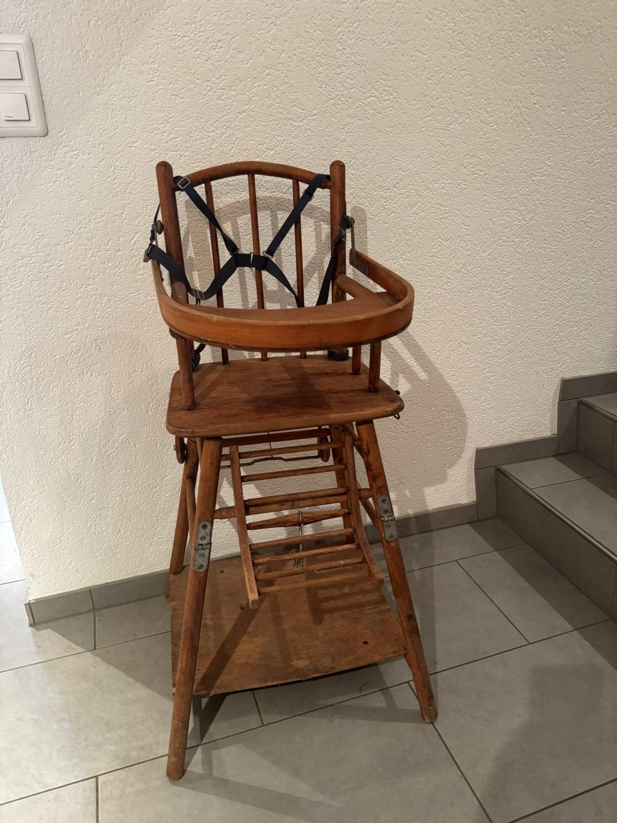 Alter Kinderhochsitz mit 2in1 Funktion (Gebraucht) in Lanzenhäusern für ...