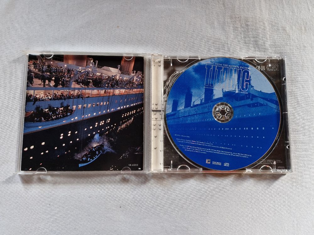 CD Titanic - Music From The Motion Picture (Gebraucht) in Luthern für ...