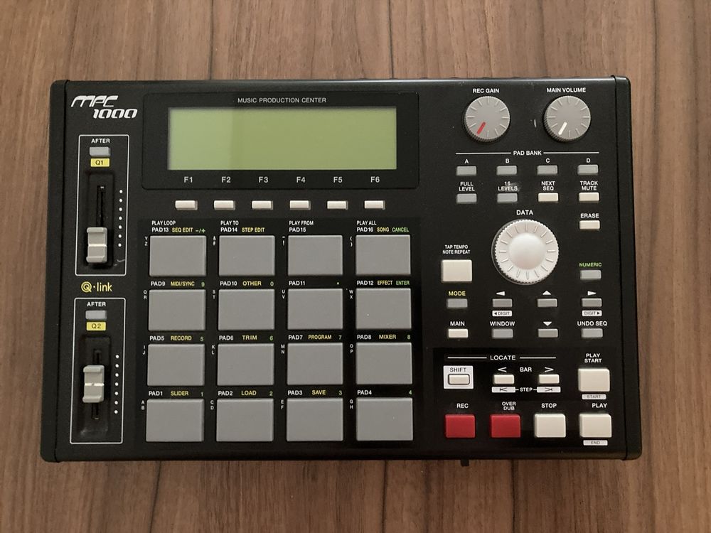 Akai Mpc 1000 (Neu (gemäss Beschreibung)) in Zürich für CHF 410 – mit ...