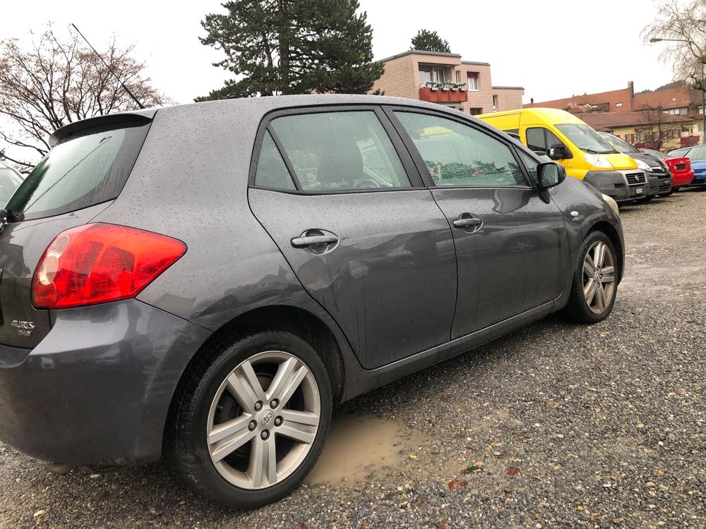 Toyota Auris 2.2 D-CAT | Kaufen auf Ricardo