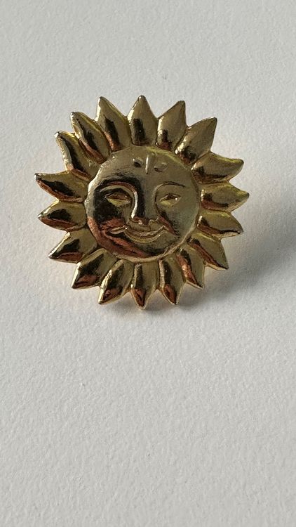 Sonne Pin (Gebraucht) in Gutenswil für CHF 4 – mit Lieferung auf Ricardo kaufen