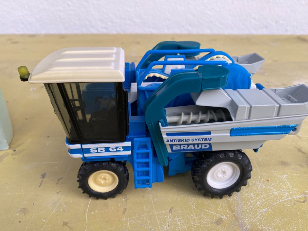 Siku 3458 Braud-Traubenvollernter SB 64 1:32 | Kaufen auf Ricardo