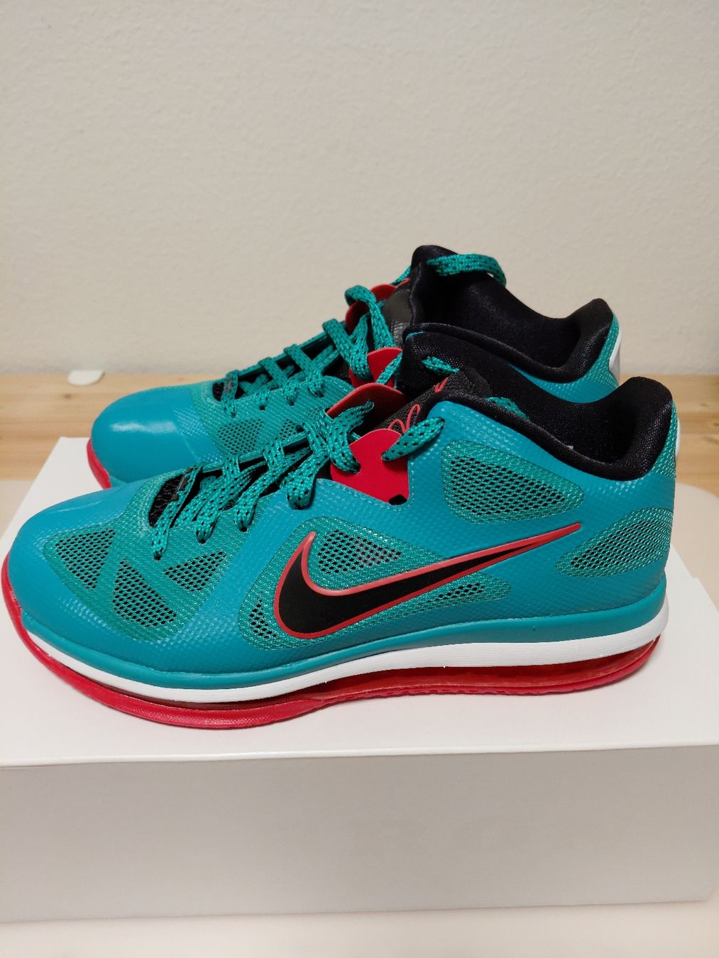 Nike LeBron IX Low – Reverse Liverpool Colorway – EU 40 (Neu und ...