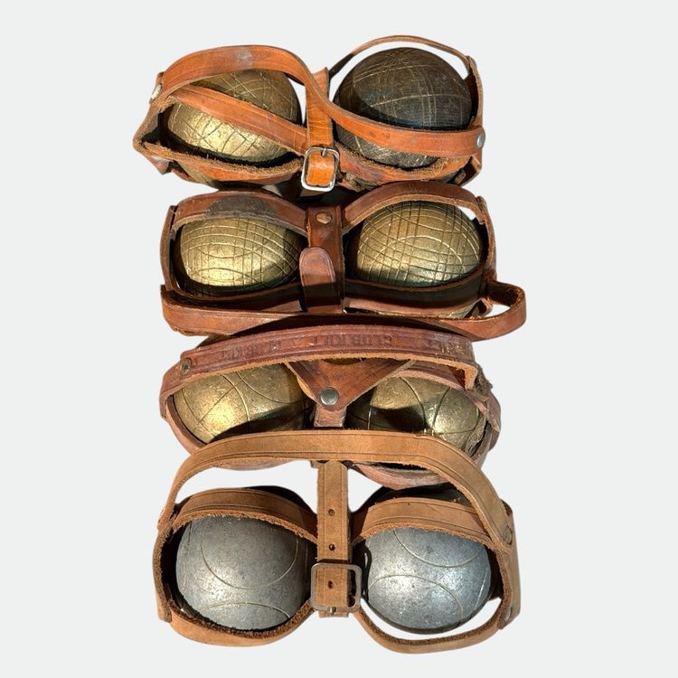 Vintage Set of Pétanque/Bocce Balls in Leather Carriers (Gebraucht) in ...