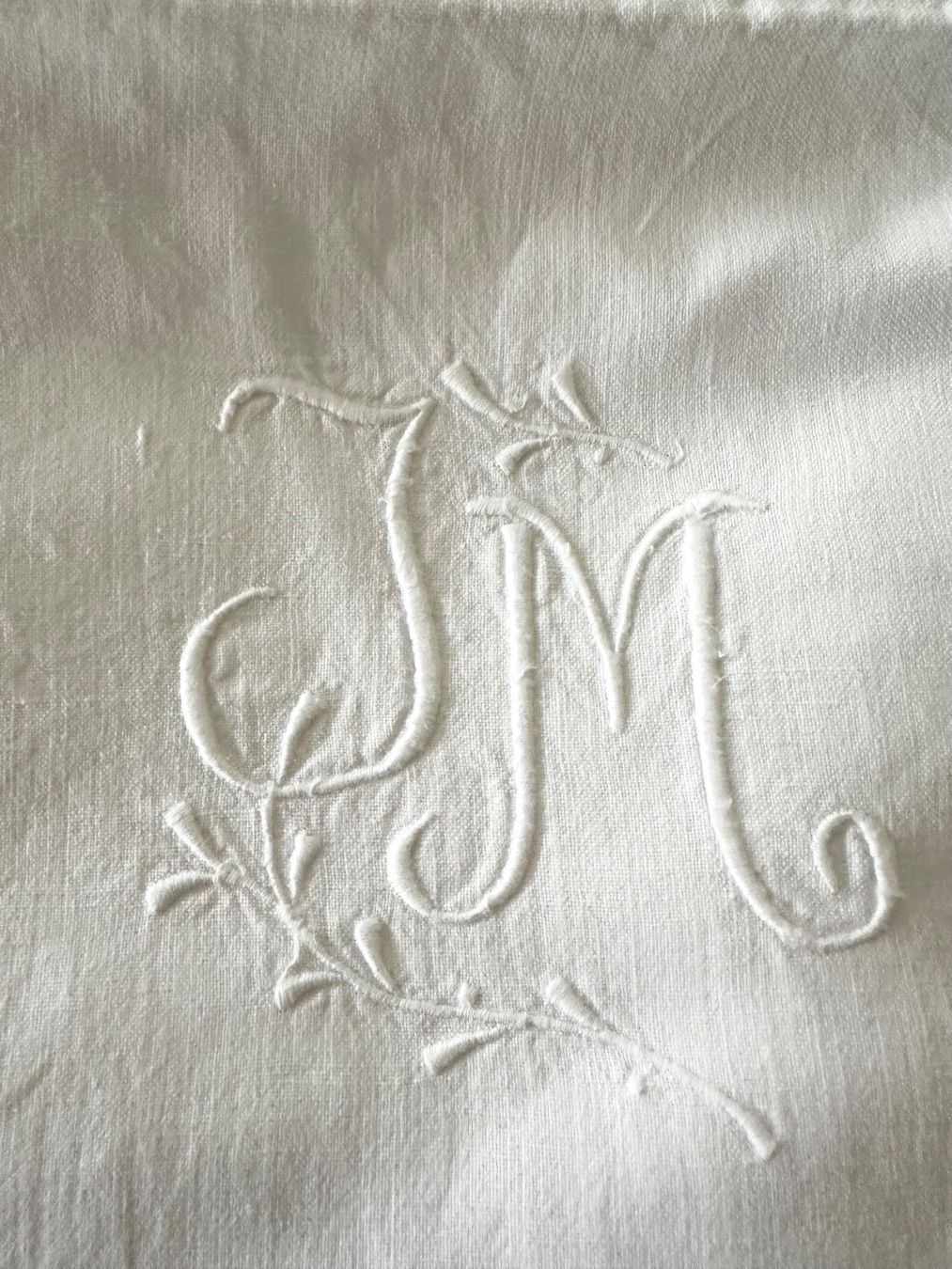 🟢 Ancien drap brodé JM / Altes besticktes Edelweiss-Tuch JM (D'occasion ...