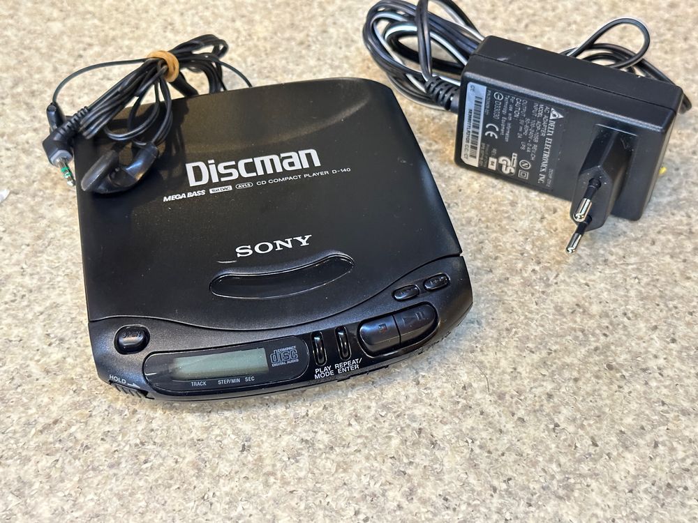 Sony Discman Mega Bass D-140 (Gebraucht) in Zofingen für CHF 29 – mit ...