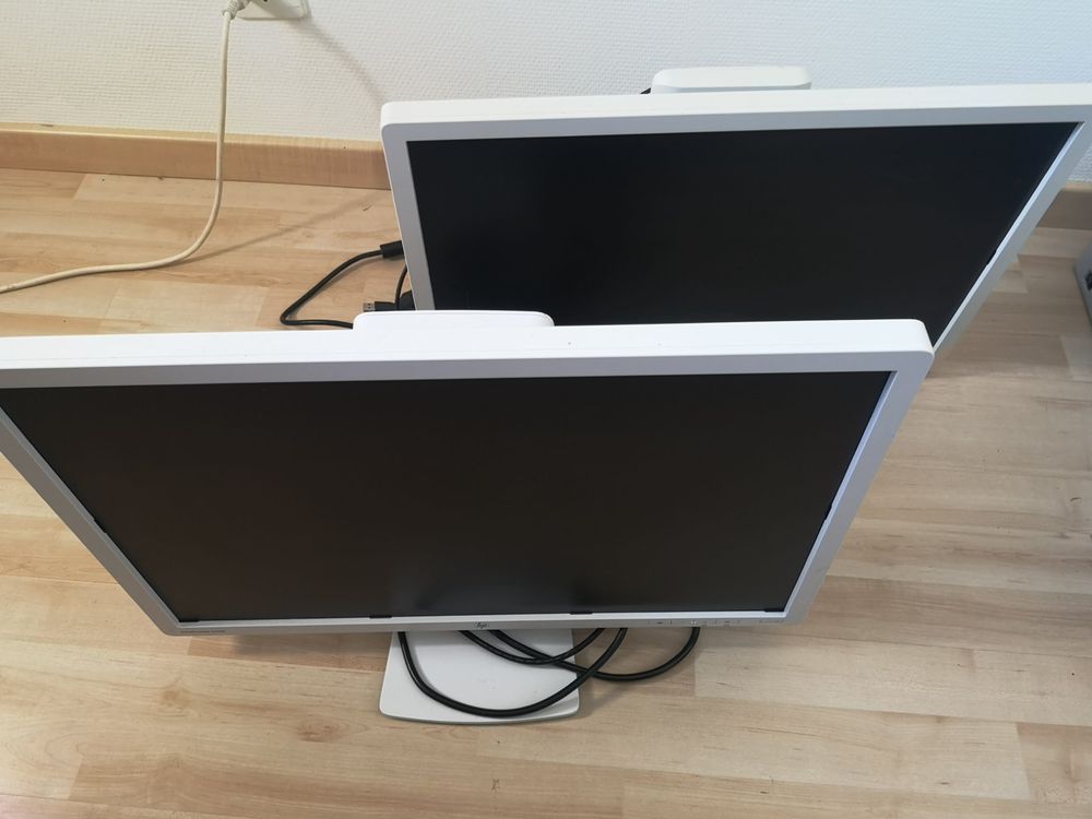 2 HP Bildschirme Elite Display E241e | Kaufen auf Ricardo