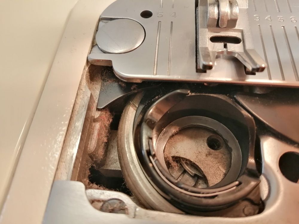 Nähmaschine Singer 7136 DEFEKT | Kaufen auf Ricardo