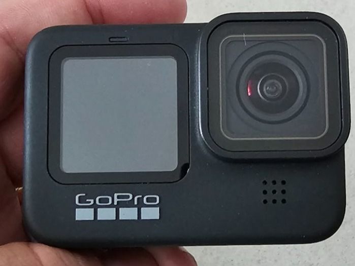 GoPro 9 Black mit riesigen Zubehörset dabei | Kaufen auf Ricardo