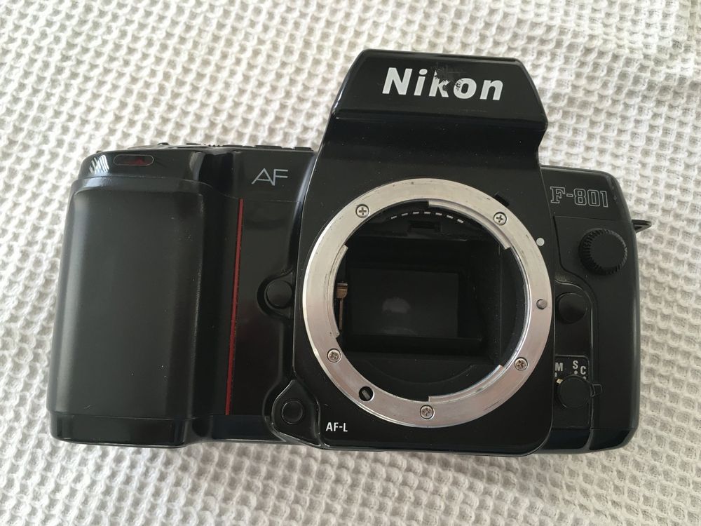 NIKON F-801 / AF / Spiegelreflexkamera (Gebraucht) in Gletterens für ...