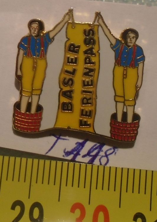 1 Basler Ferienpass Pin (T118) (Gebraucht) in Winterthur für CHF 1.2 – mit Lieferung auf Ricardo ...