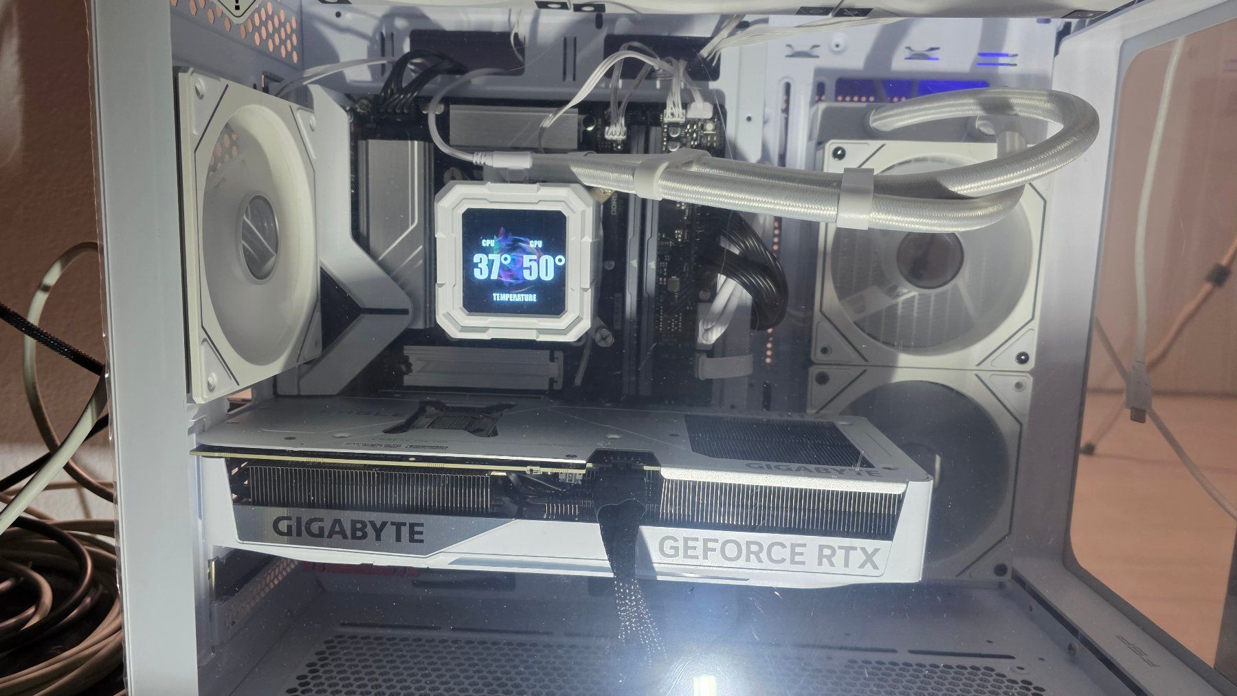 5070TI 16GB OC, 32GB DDR5 Ram, 5TB SSD, 10GbitLan (Gebraucht) in Zürich ...
