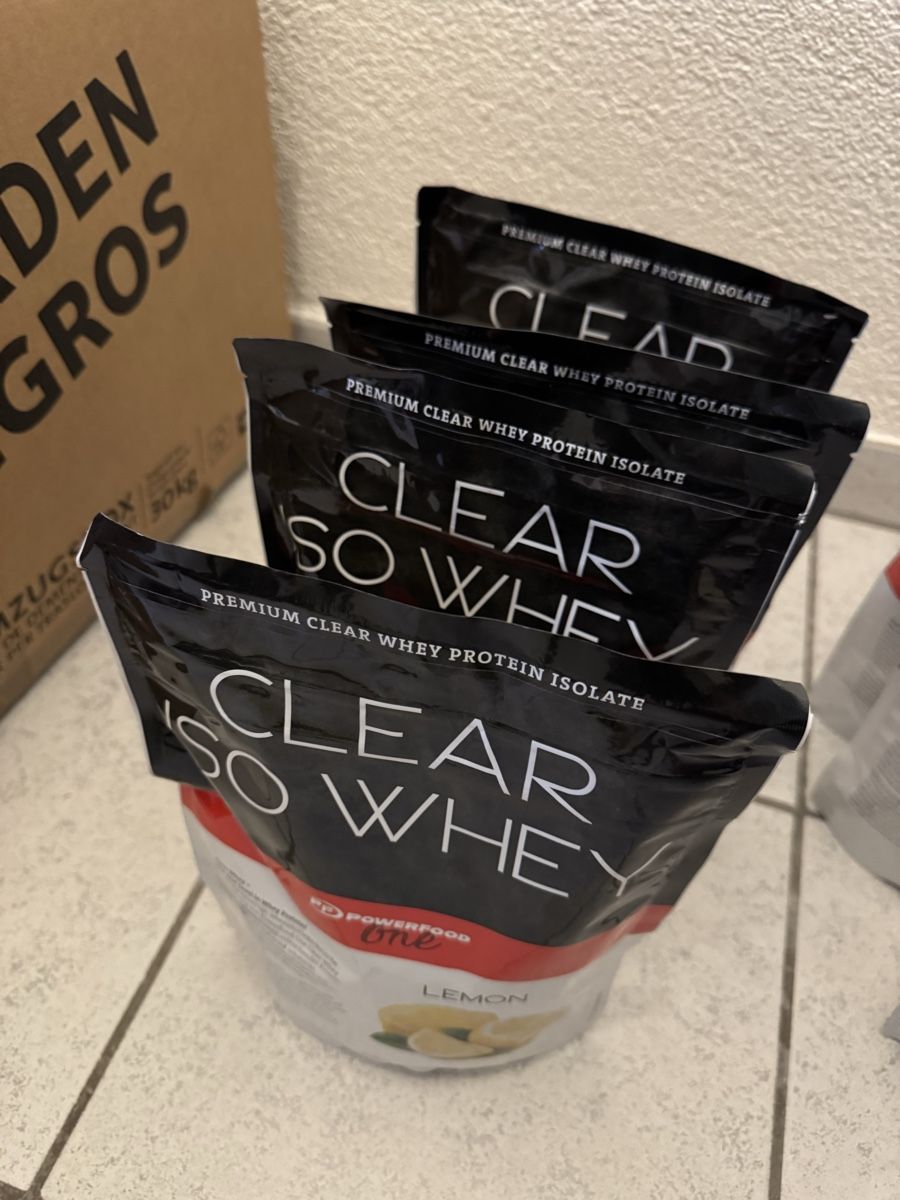 Powerfood One Clear Iso Whey Lemon 4x500g (Neu und originalverpackt) in ...