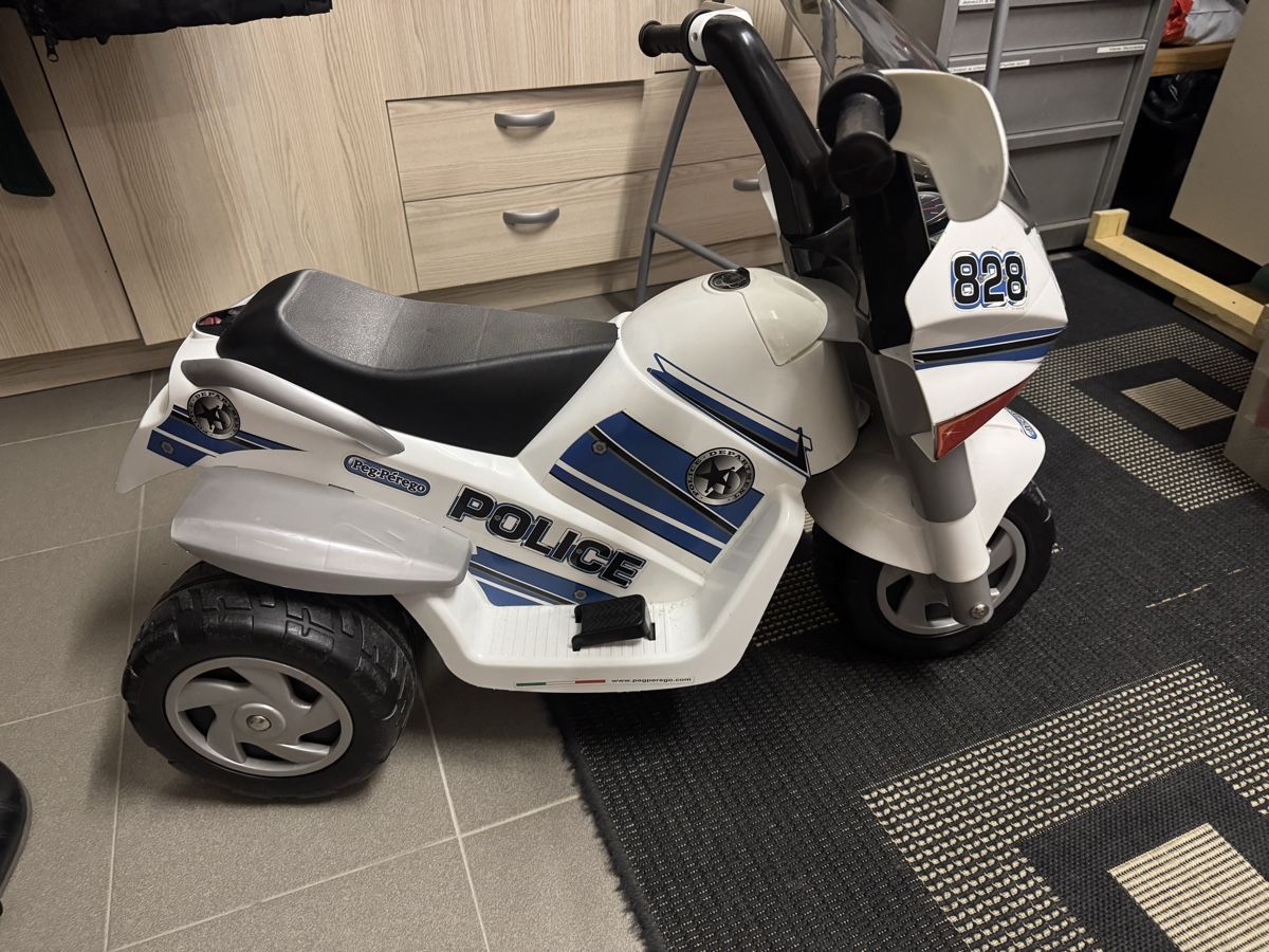 Elektro Polizei Motorrad für Kinder, Top Zustand! (Gebraucht) in ...