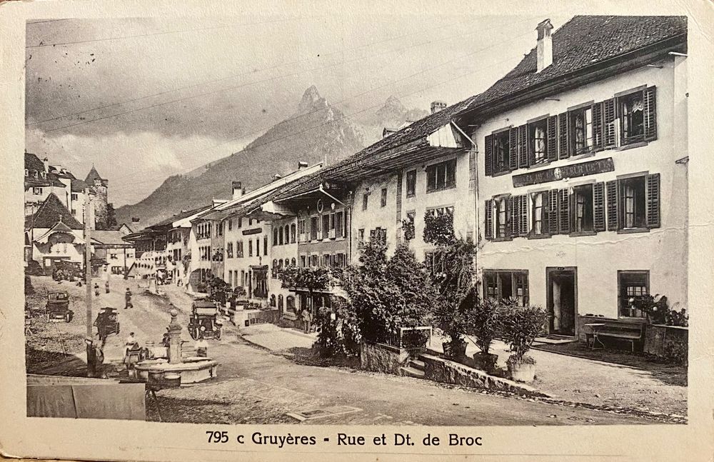 Gruyères, Strassenpartie & Dent de Broc - Oldtimer & Belebt (Gebraucht ...