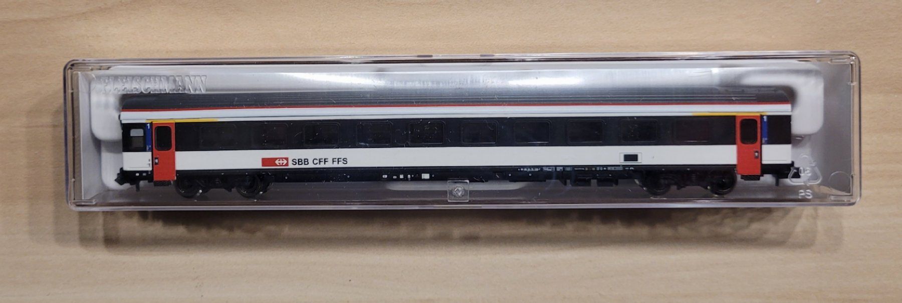 Fleischmann 6260014 SBB Reisezugwagen EW IV 1.Kl. Spur N (Neu und originalverpackt) in ...