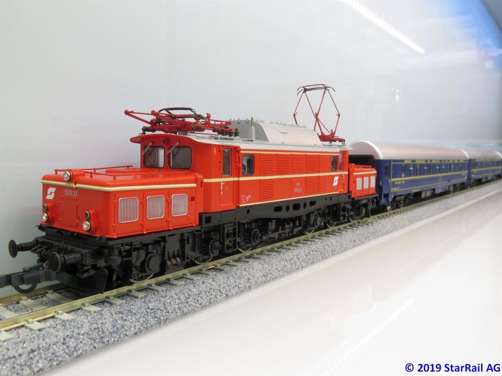 Roco 61468 Set E-Lok Rh 1020 & Schlafwg. (Neu und originalverpackt) in ...