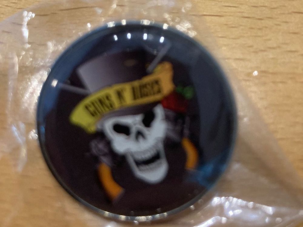 Guns n' Roses Pin Anstecker Punk Rock Metal Pop (Neu (gemäss ...