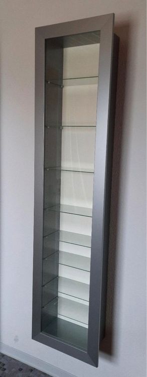 Vitrine Ikea Bertby Schaukasten (Gebraucht) in Wangen SZ für CHF 35 ...