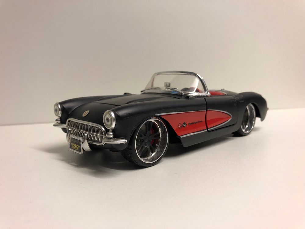 1957 Chevrolet Corvette C1 1:24, mattschwarz/rot Maisto, OVP | Kaufen ...