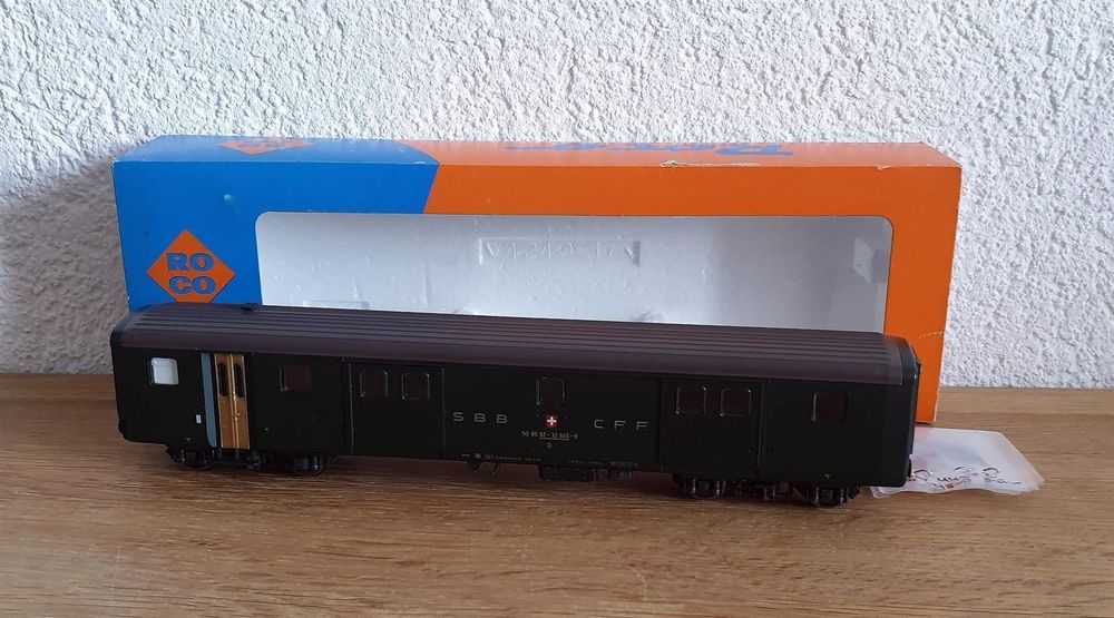 Roco 44332 SBB Gepäckwagen EW II grün (Gebraucht) in Olten für CHF 1 ...