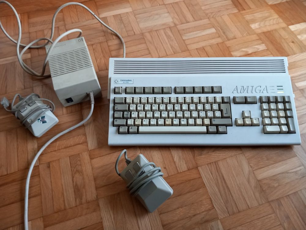 Amiga Commodore 1200A (Gebraucht) in für CHF 380 – mit Lieferung auf ...