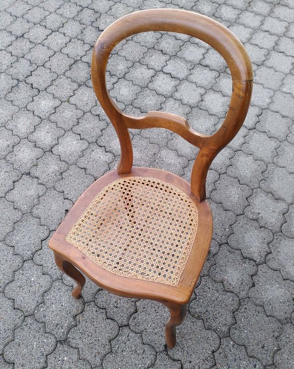 Antiker Stuhl mit Geflecht | Kaufen auf Ricardo