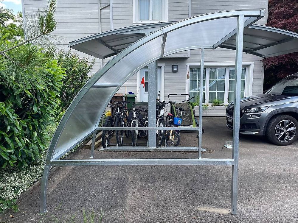 Velounterstand Fahrraduntetstand Unterstand abri Vélo (Gebraucht) in ...