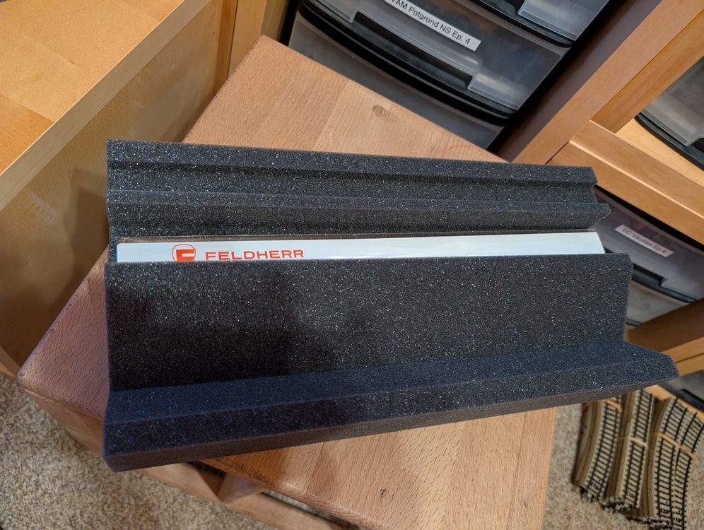 Feldherr Model Train Lokliege Premium (Neu und originalverpackt) in ...