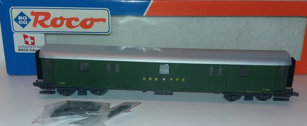 Roco / Aku 44880D - SBB Gepäckwagen F4 18523 H0 DC (Gebraucht) in ...