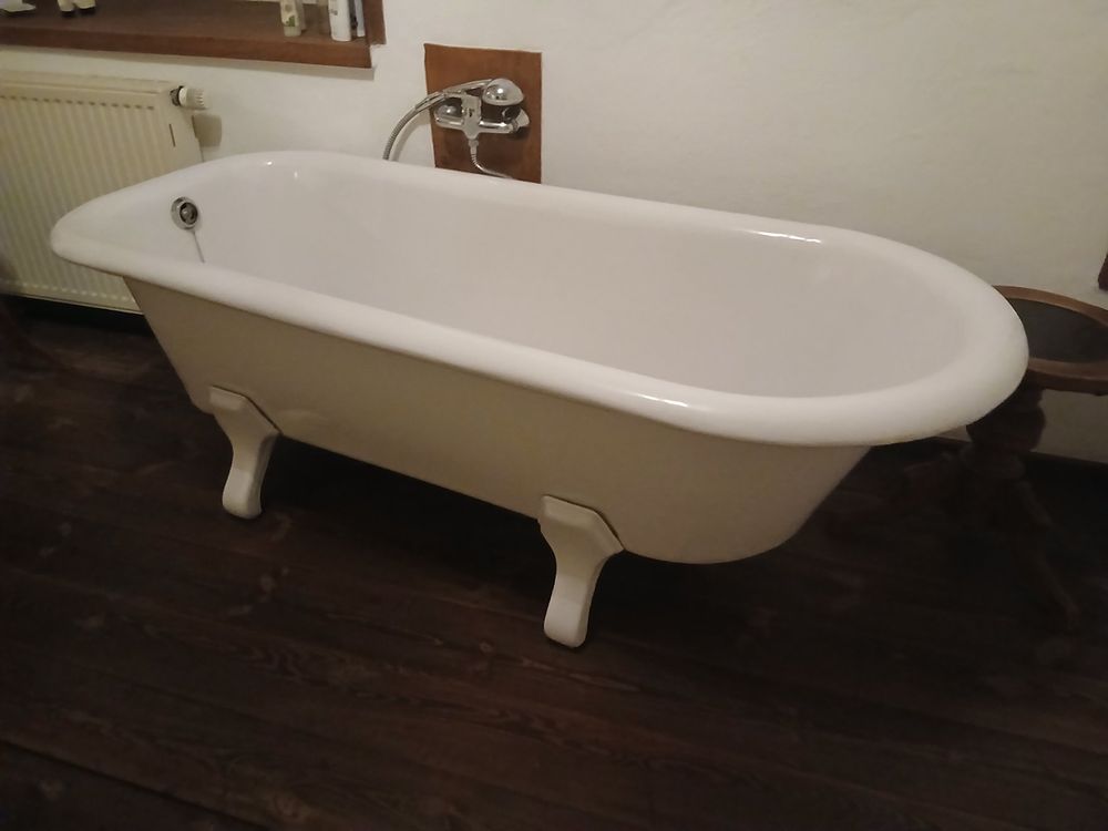Badewanne Freistehend Mit Fussen