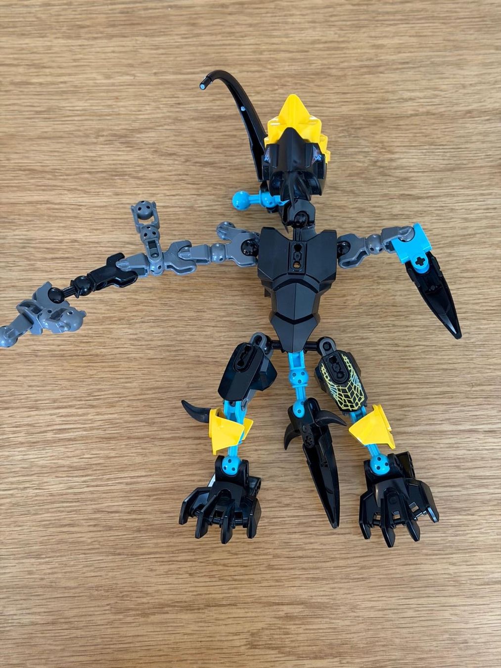 LEGO HERO Splitter Beast vs Furno and Evo (Gebraucht) in Zug für CHF 30 ...