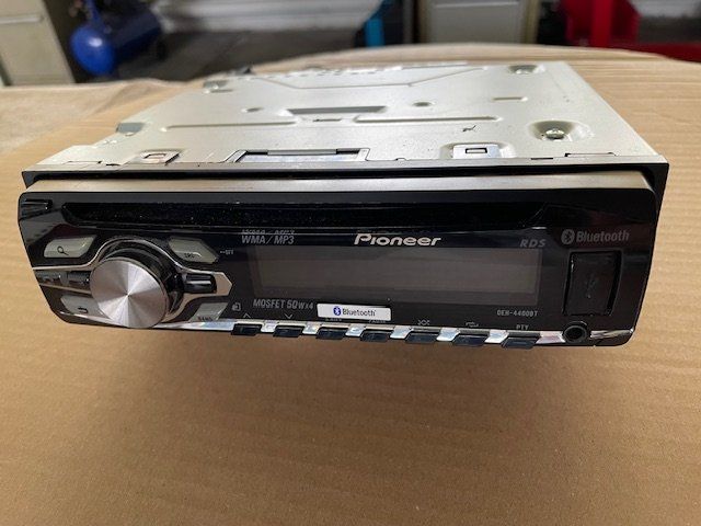 Pioneer Autoradio DEH-4400BT: Top Klangqualität, US Bluet... (Gebraucht) in Grenchen für CHF 31 ...