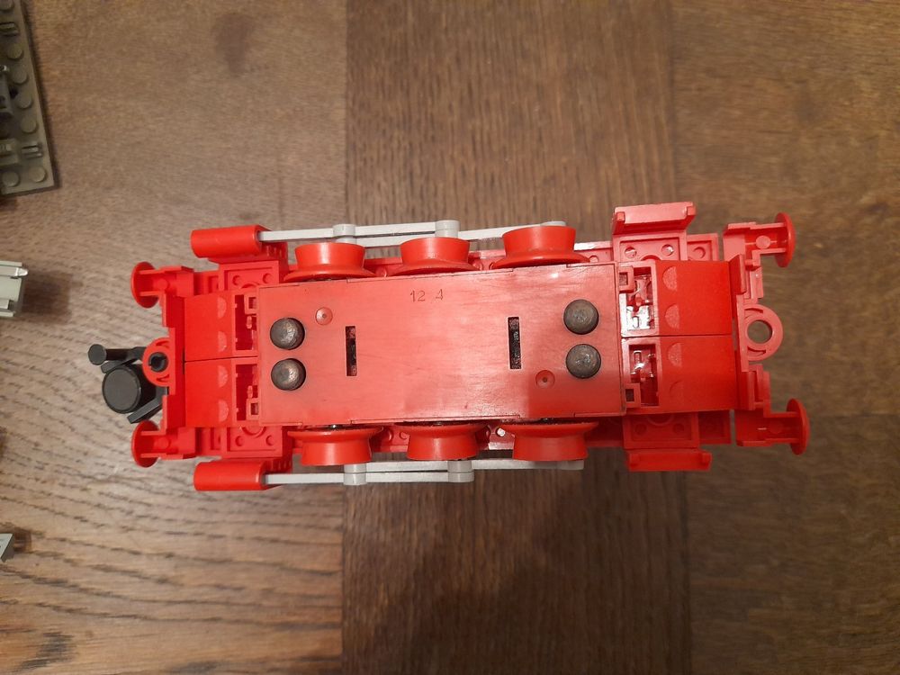 Lego 12 Volt Zug roter Motor und Gleismaterial | Kaufen auf Ricardo