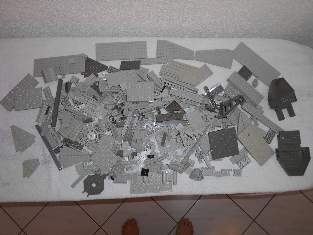 altgraue Legoteile ( Set 816 ) (Gebraucht) in Niederuzwil für CHF 20 ...